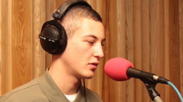 UK rapper Devlin says he 'can't enjoy' chart music - BBC News