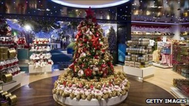 Harrods and Selfridges open London Christmas displays - BBC News