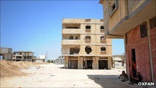 Smuggling drives Gaza's building boom - BBC News