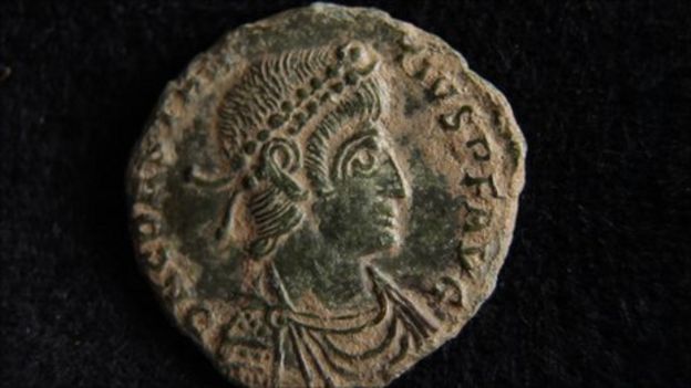 Roman 20,000 coins hoard 'among largest' - BBC News