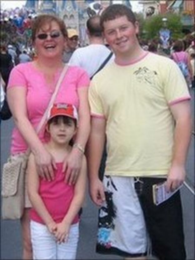 Angela Sharkey left 'devastated' by family fire deaths - BBC News