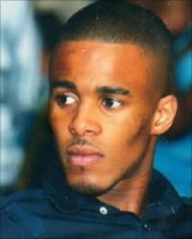 Stephon Davidson murder: Police make new appeal - BBC News