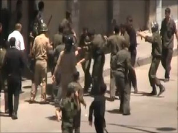 Syria unrest: Who are the shabiha? - BBC News