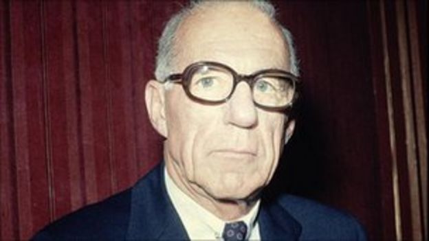 Dr Spock's Baby and Child Care at 65 - BBC News