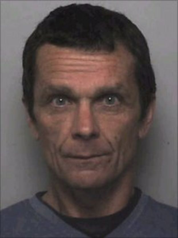 Robber hit with groceries at Speldhurst shop jailed - BBC News