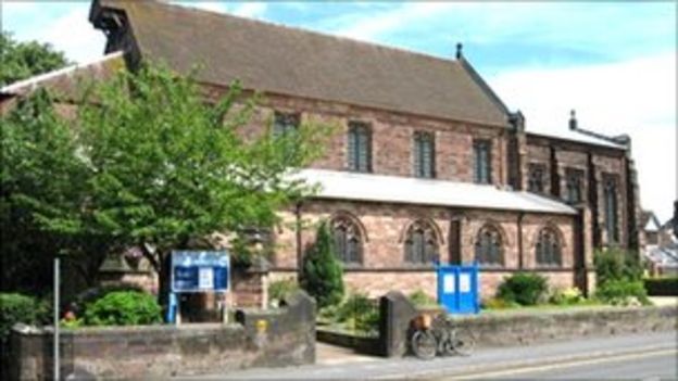 St Mary's Church in Alsager employs open door policy - BBC News
