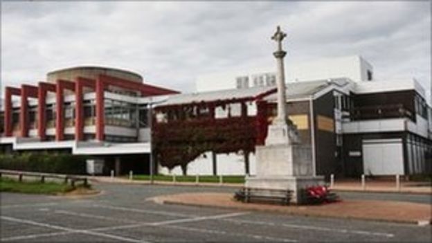 Plans unveiled to regenerate Consett - BBC News