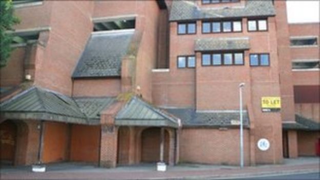 Morrisons plans to reopen Tunbridge Wells store - BBC News