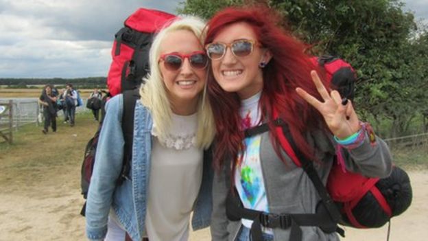 Music fans gear up for Reading and Leeds festivals - BBC News