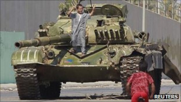 Bringing stability to war-torn Libya - BBC News