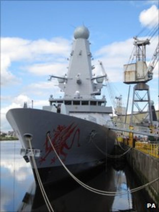 Royal Navy Type 45 destroyer sets sail from Clyde - BBC News