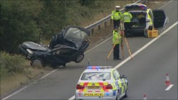 M5 in Gloucestershire reopens after fatal crash - BBC News