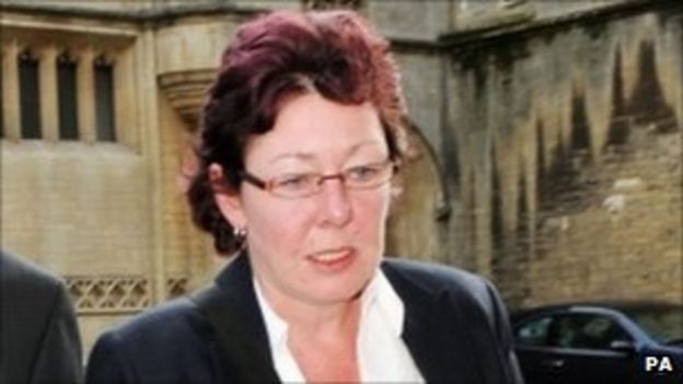 M5 motorway wrong-way driver Deborah Hunt jailed - BBC News