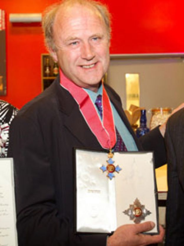 Honorary knighthood for Eden Project founder Tim Smit - BBC News