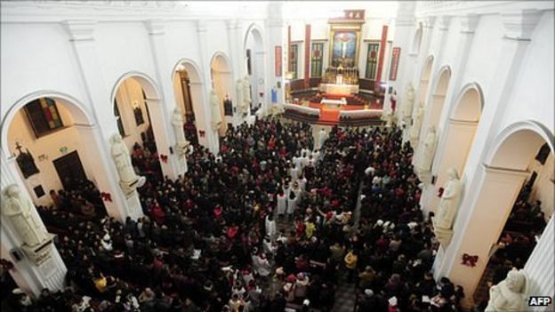 Christians in China: Is the country in spiritual crisis? - BBC News