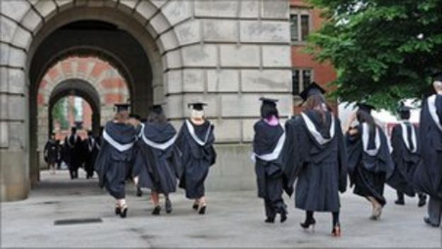 One in five universities in deficit - BBC News
