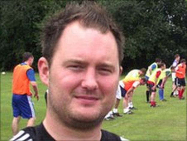 Selby Town sack manager Leon Sewell - BBC Sport