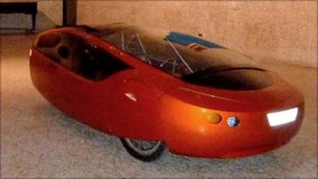 Urbee 3D printed car goes on display in Canada - BBC News
