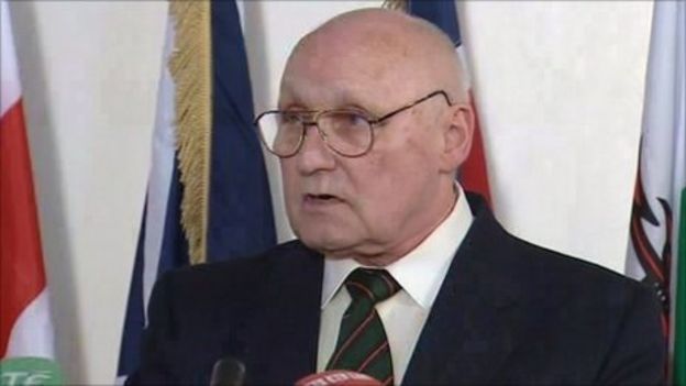 Remembering the loyalist ceasefire 20 years on - BBC News