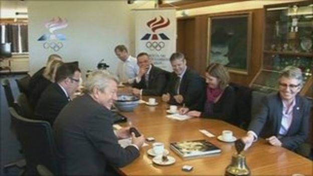 Hull aims to host Icelandic Olympic team for 2012 games - BBC News