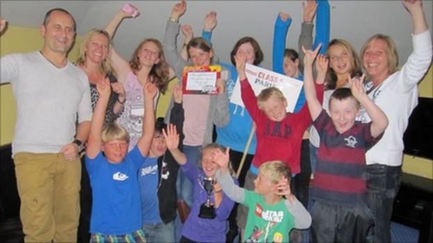 BBC Jersey looking for Battle of Flowers float partner - BBC News