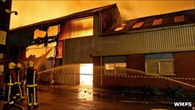 Bilston building fire 'was arson' - BBC News