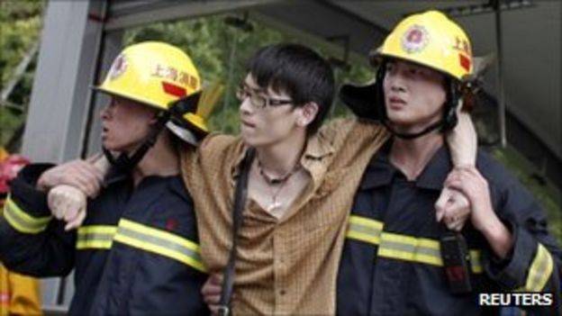 Shanghai subway crash 'was human error' - BBC News