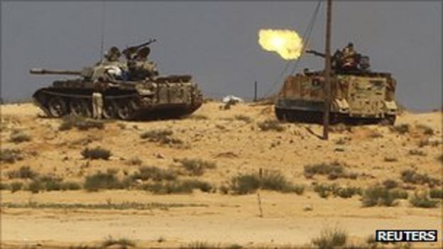 Gaddafi loyalists in Sirte thwart Libya NTC advance - BBC News