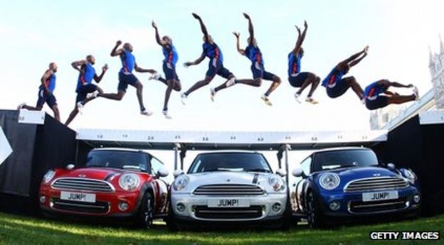 Athlete jumps over three cars! - BBC Newsround