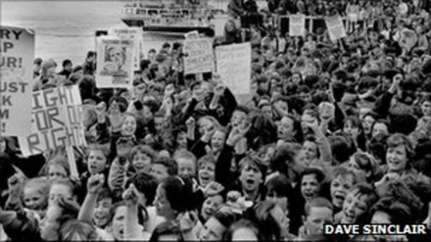Liverpool School Strike 1985 exhibition at The Bluecoat - BBC News