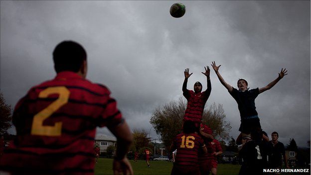 New Zealand's passion for rugby - BBC News