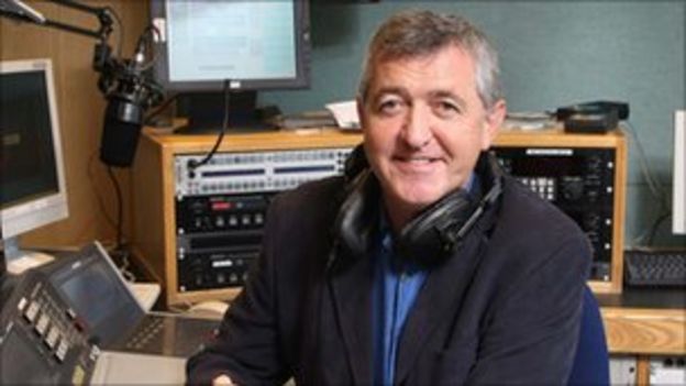 Folks on the Hill impersonator Sean Crummey dies - BBC News