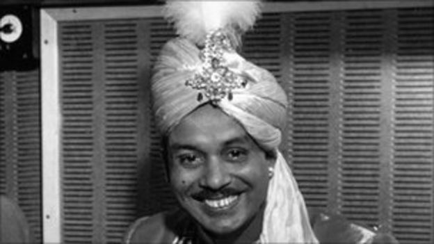 Bid to save home of Bengali magic legend PC Sorcar - BBC News