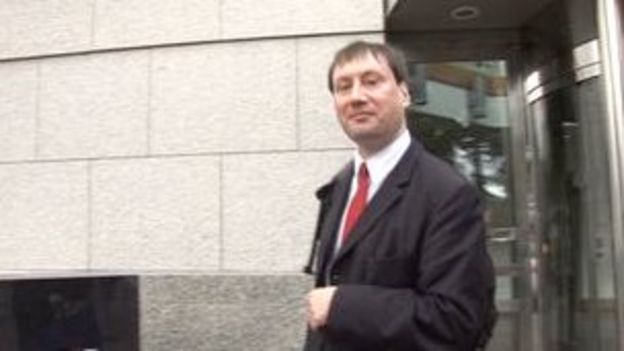 MP Hemming wants Jersey 'political repression' inquiry - BBC News