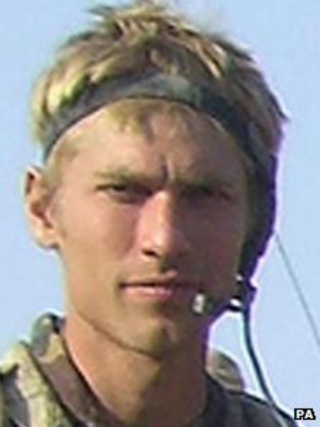 Tribute to Afghanistan blast soldier Andrew Griffiths - BBC News