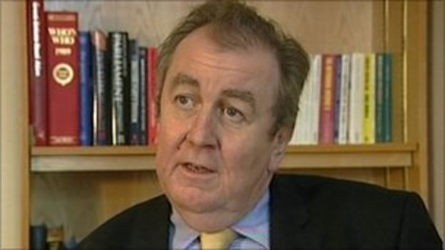 MP Adrian Sanders motion for South Devon bypass scheme - BBC News