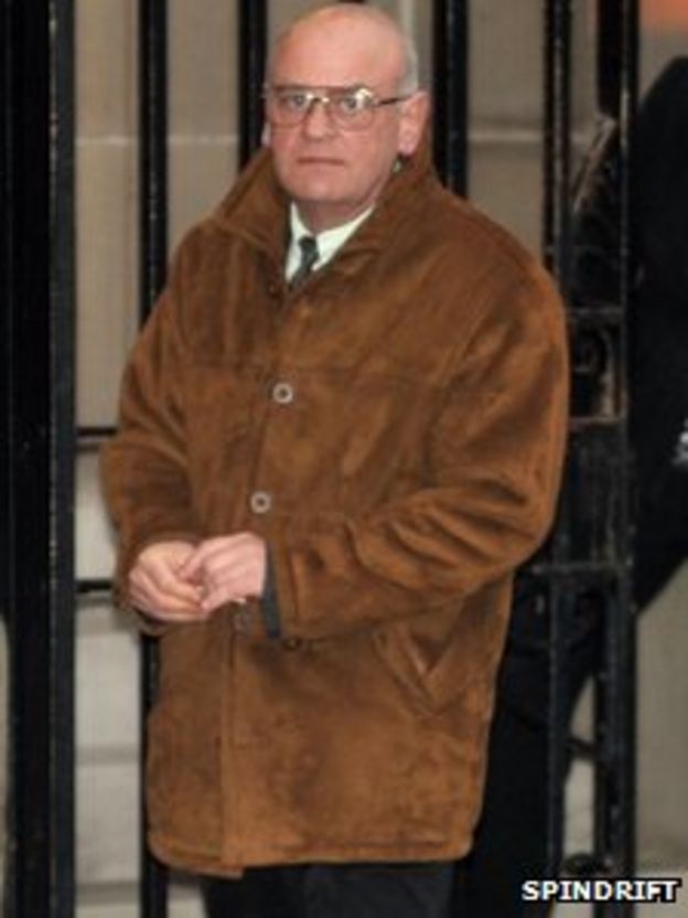 Kimberley Hainey murder trial told of toddler body find - BBC News