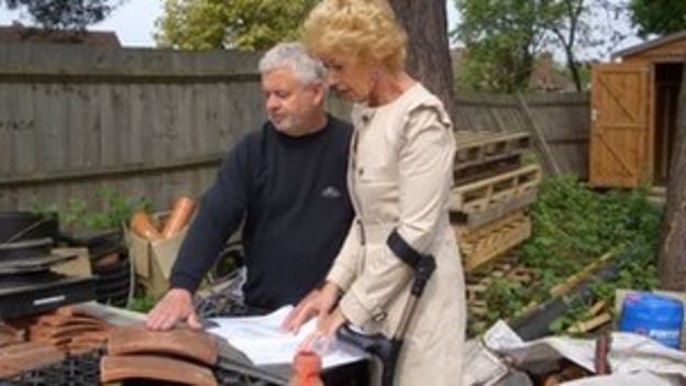 Woking developer aims to give away £1m profit - BBC News