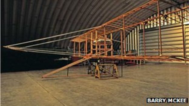 First seaplane flight's centenary marked at Windermere - BBC News