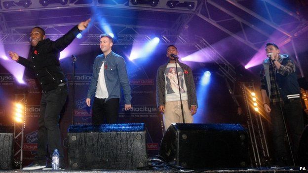 X Factor: The Risk, Kitty and Johnny for live tour - BBC Newsround