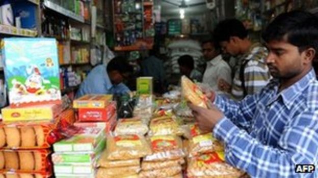 India to open market to global supermarket chains - BBC News