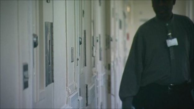 Rampton: Inspectors take action against high-security hospital - BBC News