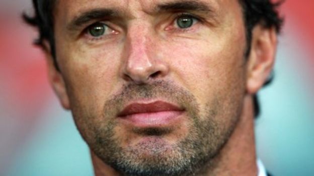 Gary Speed's dad Roger praises worldwide support - BBC News