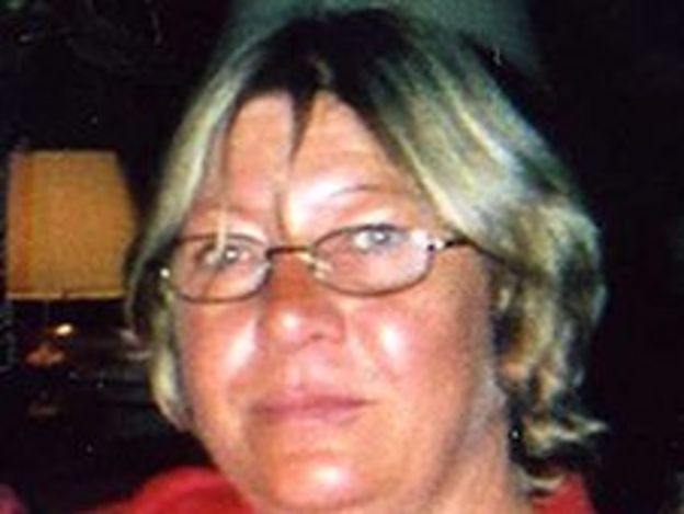 Murdered Kathryn Cook's mother warns violence victims - BBC News