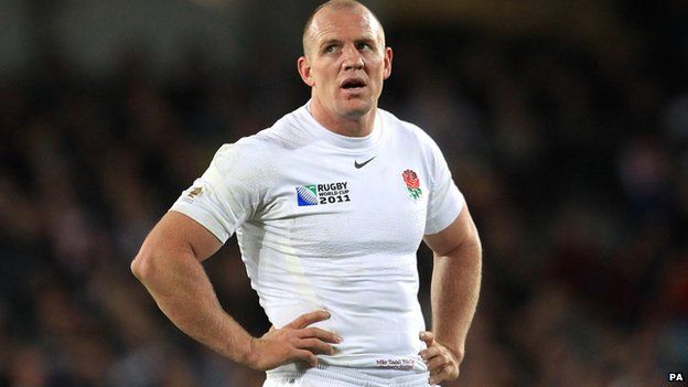 Mike Tindall returns to England rugby union squad - BBC Newsround