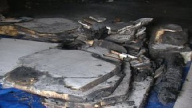 Stoke mosque arson: Ex-soldier Simon Beech on trial - BBC News