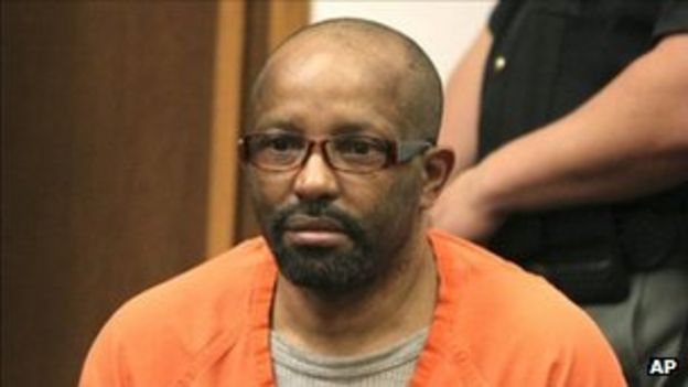 Serial killer Anthony Sowell's Cleveland home razed - BBC News