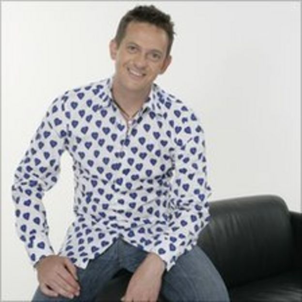 Matthew Wright apologises for comments on Lewis murder - BBC News