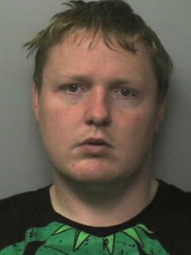 Cannock baby killer Jonathan Goode to serve seven years - BBC News