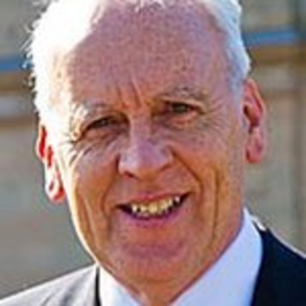 Faces of the year 2011 - the men - BBC News